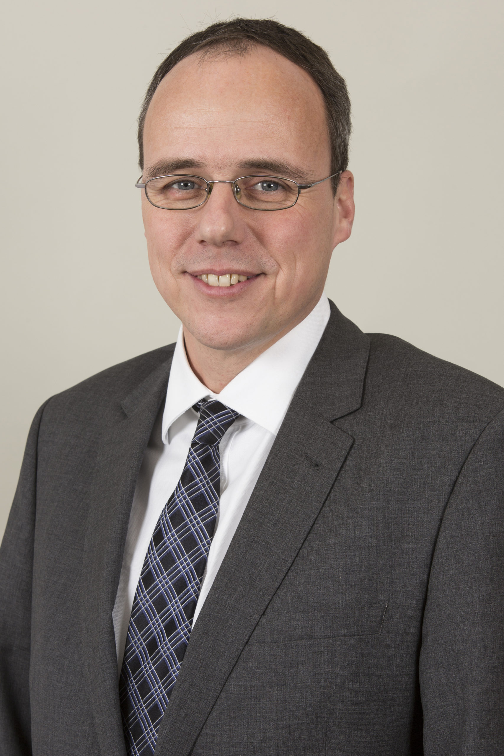 Hessischer Innenminister Peter Beuth an der EBS Law School ...